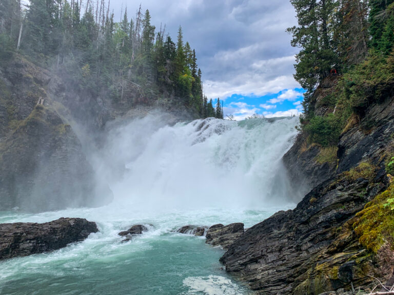 Bowron Lakes Canoe Circuit: 2024 Paddling Guide