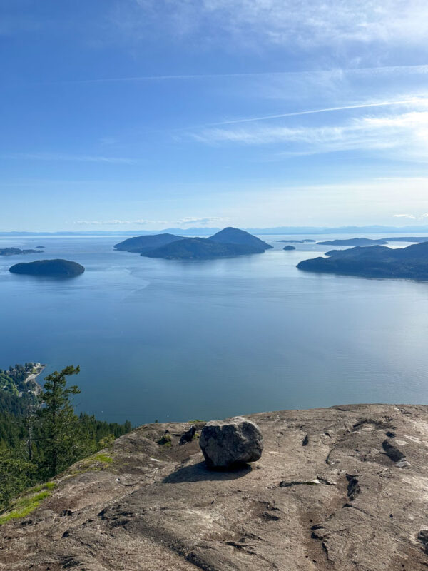Tunnel Bluffs Hike in Lions Bay