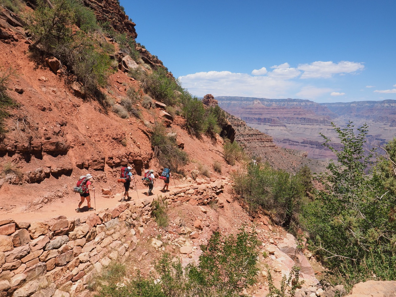 Backpackers on the Bright Angel Trail in the Grand canyon. - Happiest ...